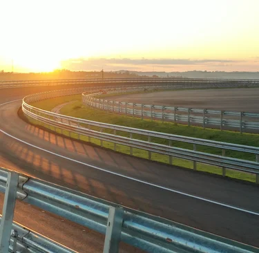 CTVI Mercedes-Benz e Robert Bosch - FBS Construtora